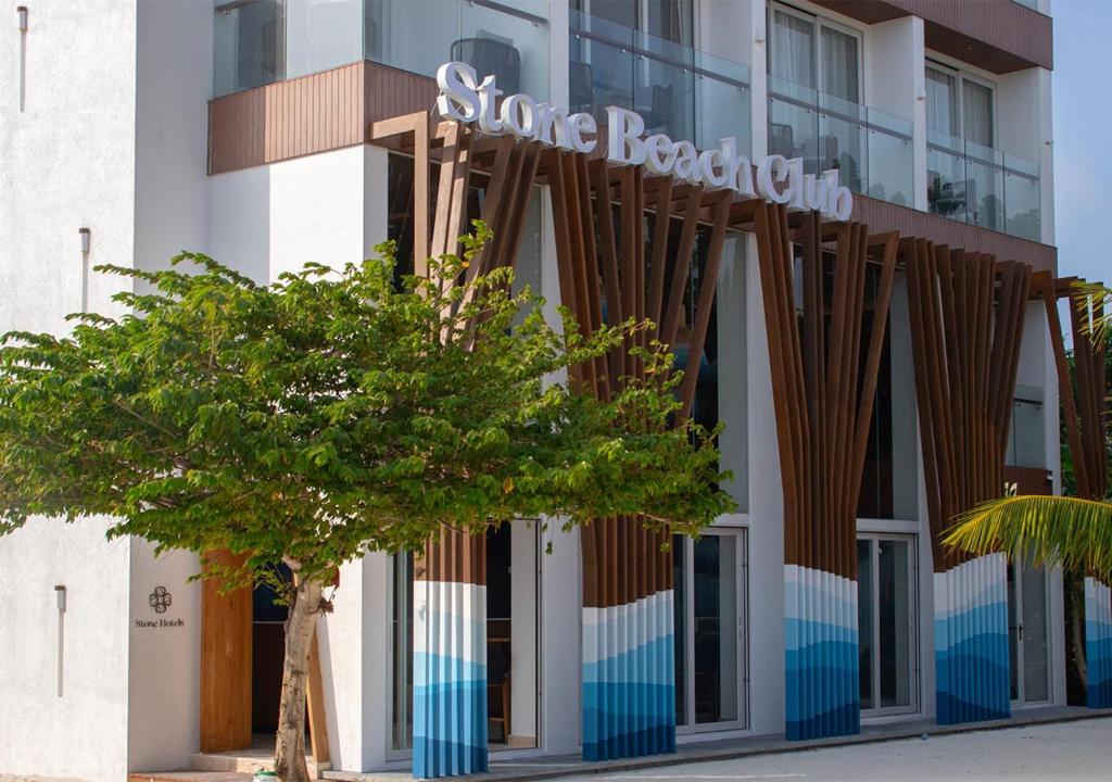 Stone Beach Club, Dhiffushi (updated prices 2025)