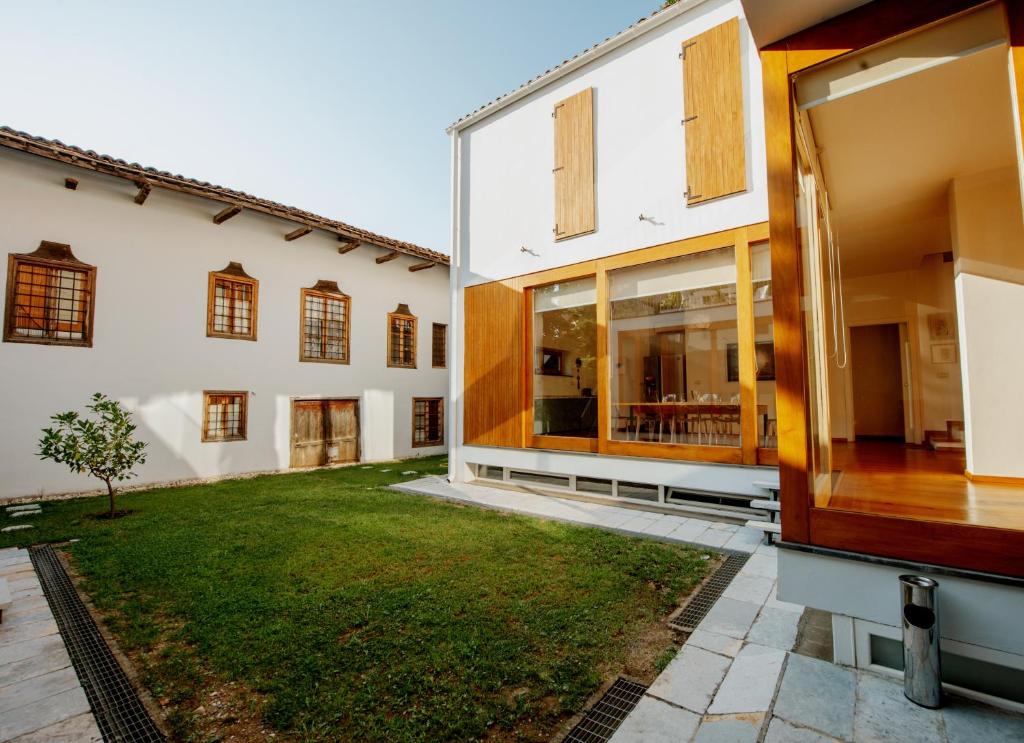 Art House, Shkodër (updated prices 2025)