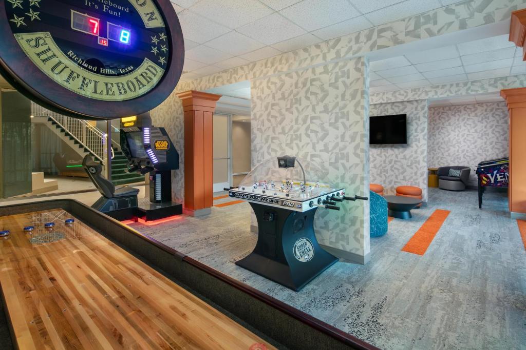 Hotel Landy Orlando Universal Blvd, a Tribute Portfolio Hotel, Orlando ...