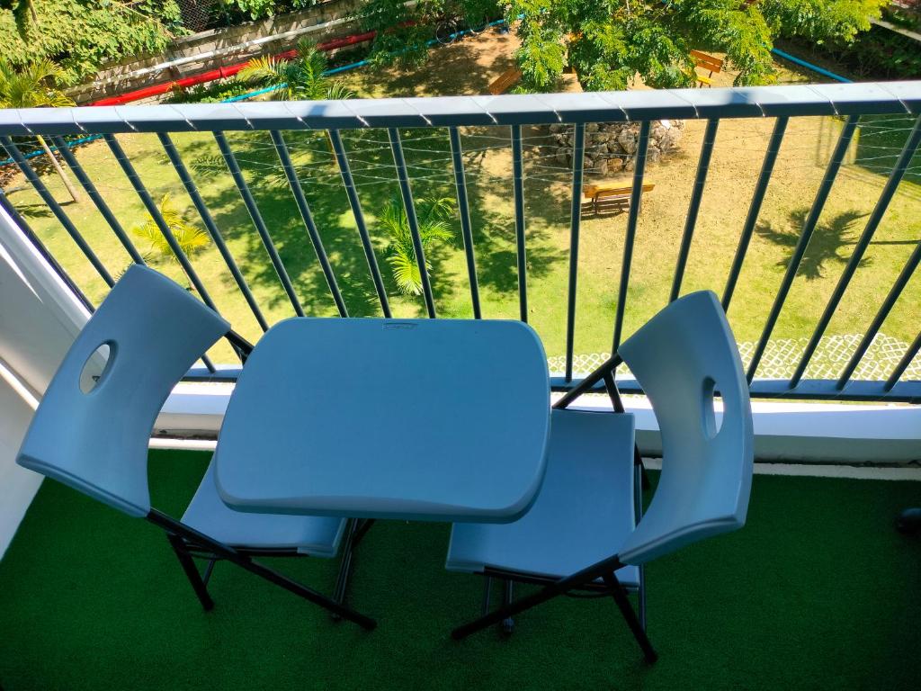 Saekyung Condo with Balcony in Lapu-Lapu City - Kegz Staycation, Lapu ...