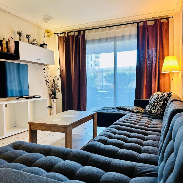 Balcon De Los Gigantes, Puerto de Santiago (updated prices 2025)