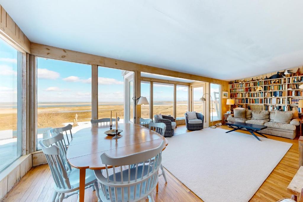 Gramse Cape House, Barnstable (updated prices 2026)