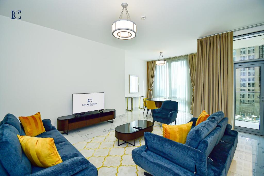 2 Bedroom Apartment, Meera Tower - Business Bay & Canal, Dubai (updated ...