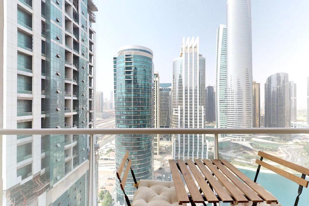 Earthy & Sharp - Studio with Lake View - JLT, Dubai (updated prices 2026)
