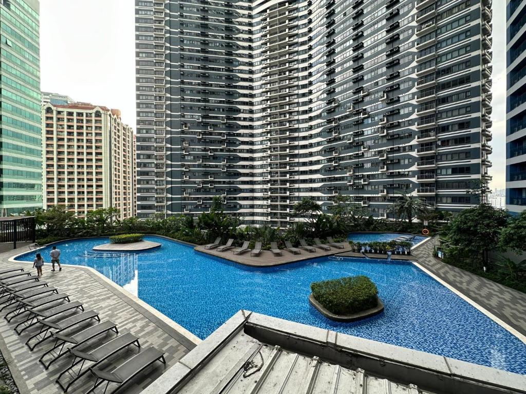 hotel in makati Air Residences, Manila (updated prices 2026)