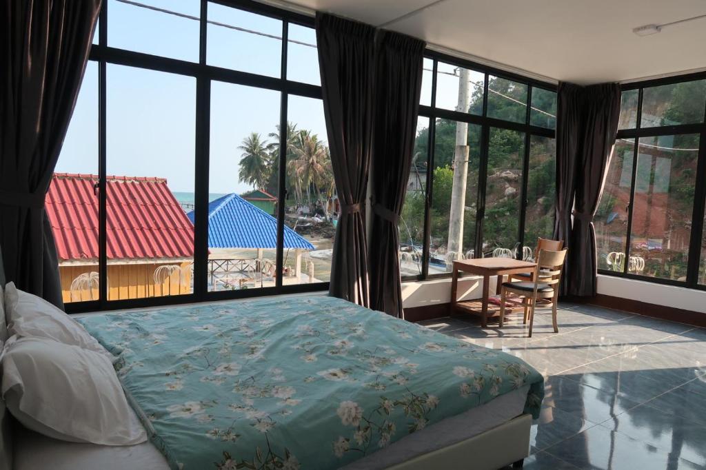 Waterfall Guesthouse, Koh Rong Island (updated prices 2025)