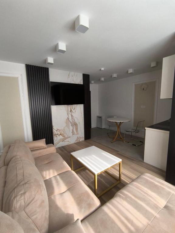 Spa Tesla Lux, Batajnica (precios actualizados 2025)