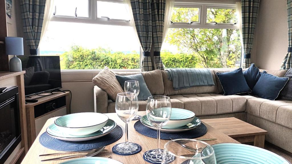 Suki - up to 6 berth cabin, new., Tain (updated prices 2026)