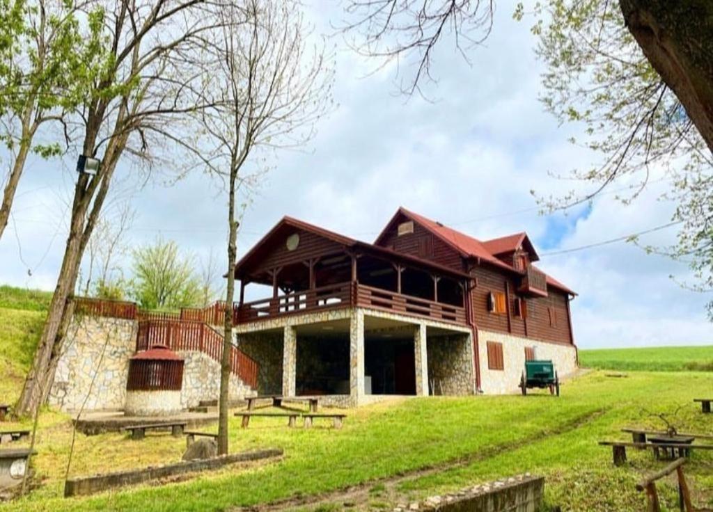 Etno kuća Mezul, Vlaški Do (updated prices 2025)