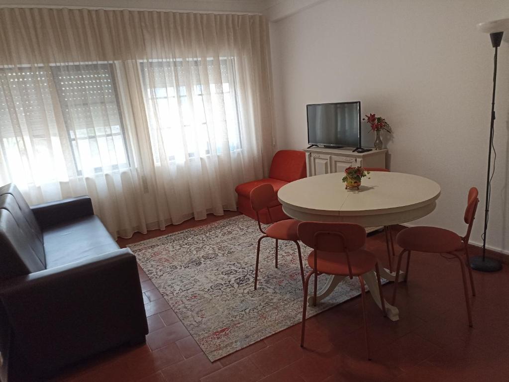 Blue Windows II, Nazaré (updated prices 2025)