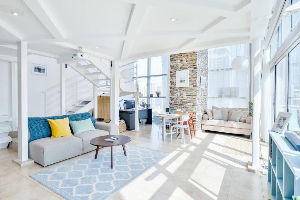 Jlt Spacious Corner Duplex Loft Panoramic Views, Dubai (updated prices ...