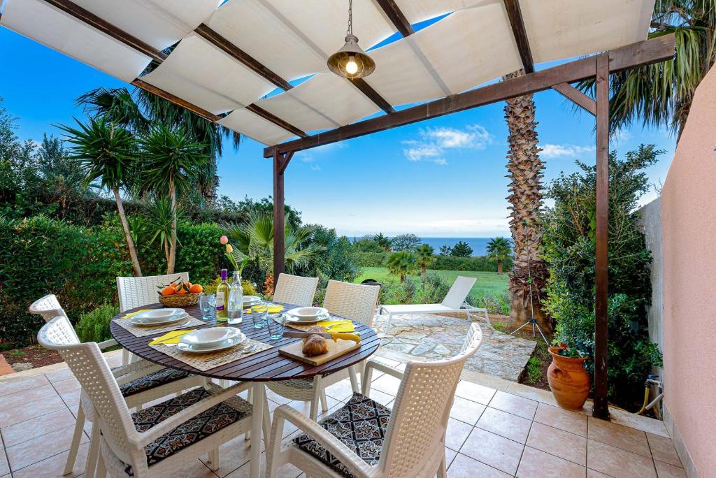 Villa Scirocco Macari, Macari (updated prices 2026)