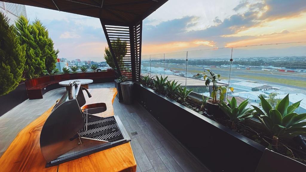 Estudio, Narama, Guatemala (precios actualizados 2026)