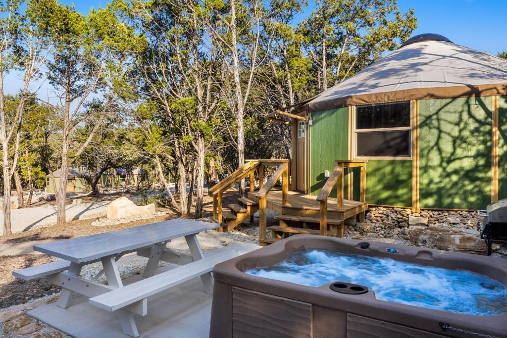 Harlow - Freedom Yurt Cabins, Canyon Lake (updated prices 2025)