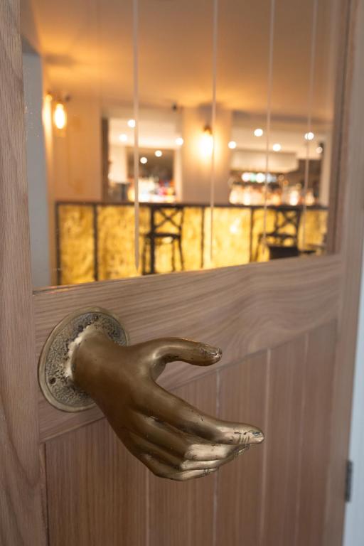 The Resolution Hotel, Whitby (updated prices 2025)