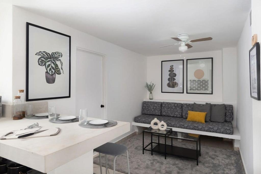 1Bedroom Suite - 1 block away to icon beach, Puerto Vallarta (updated ...