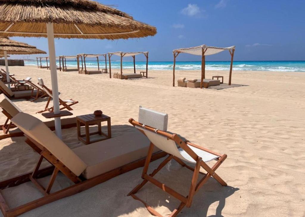 Hacienda Bay North Coast Senior Chalet Alamain الساحل الشمالي, El ...