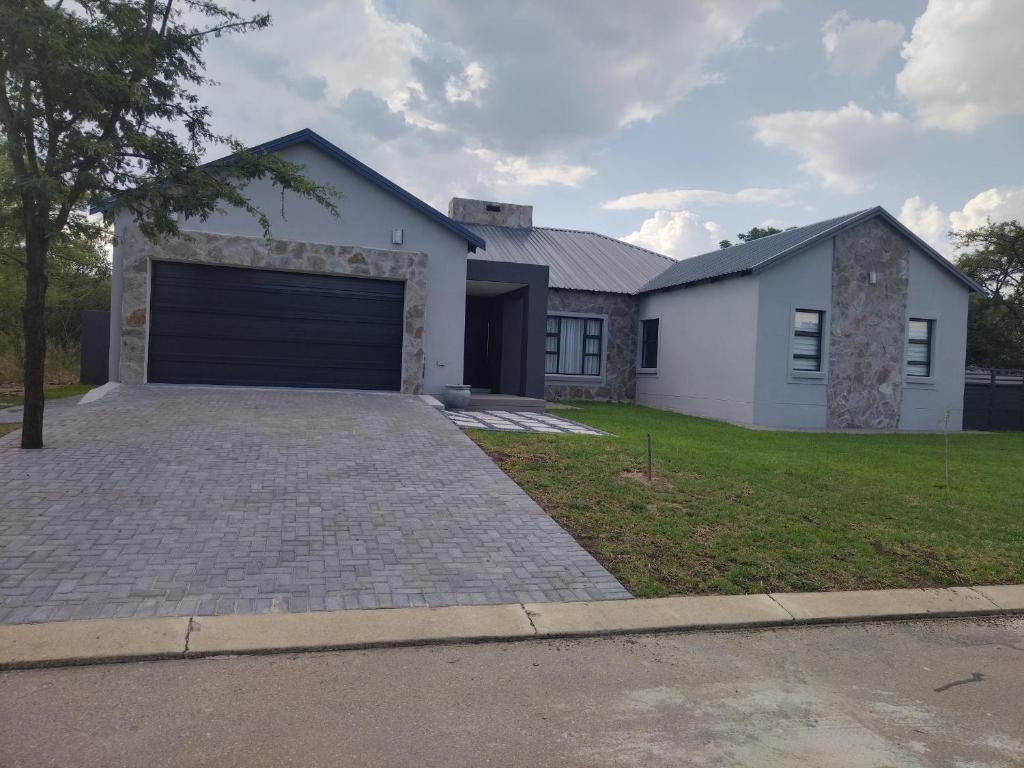 The 314 Euphoria Golf Estate, Naboomspruit (updated prices 2026)