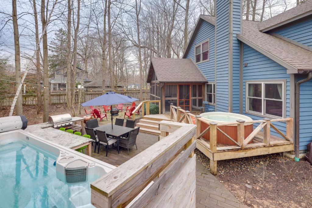 Union Pier Home with Outdoor Entertainment Spaces!, Union Pier (updated ...