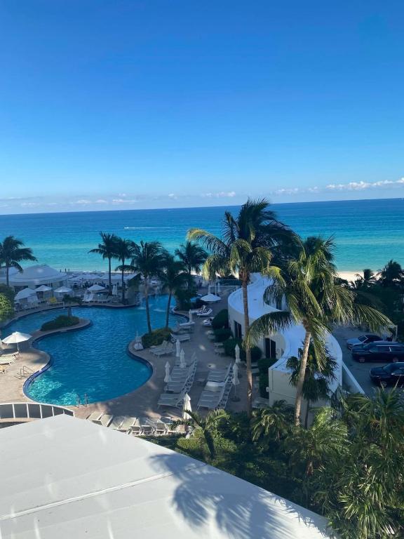 Trump International Resort by Zen Vacation Rentals, Miami Beach ...