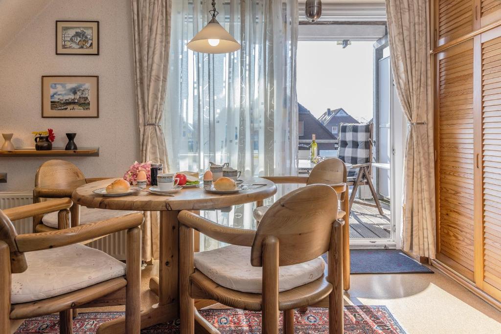 Haus Utkiek 50167 Hus Utkiek Whg Lee, Carolinensiel (aktualisierte ...