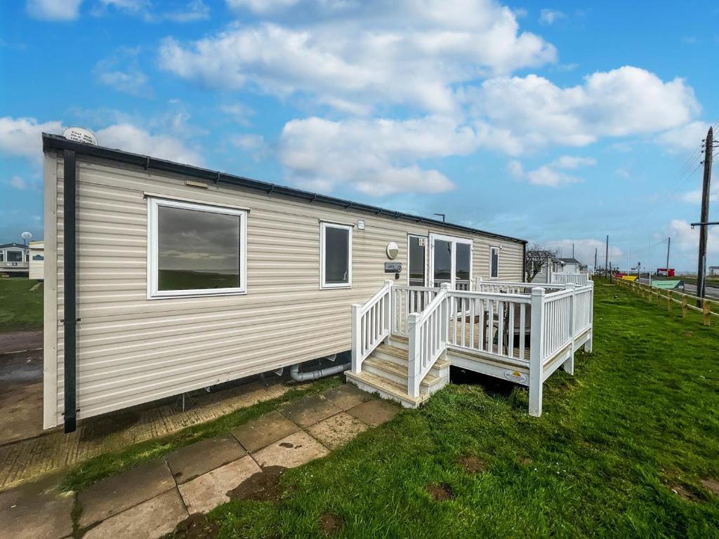 Campground Caravan With Beautiful Sea Views At Barmston Beach In ...