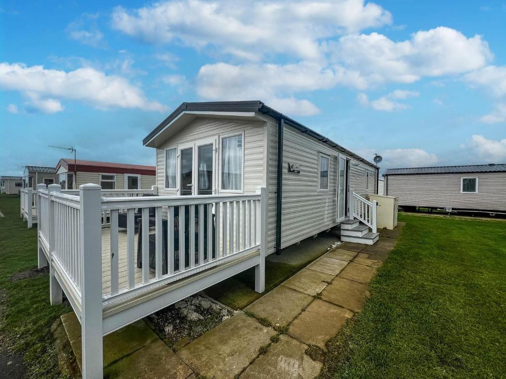 6 Berth Caravan With Decking On A Great Holiday Park Near The Beach ...