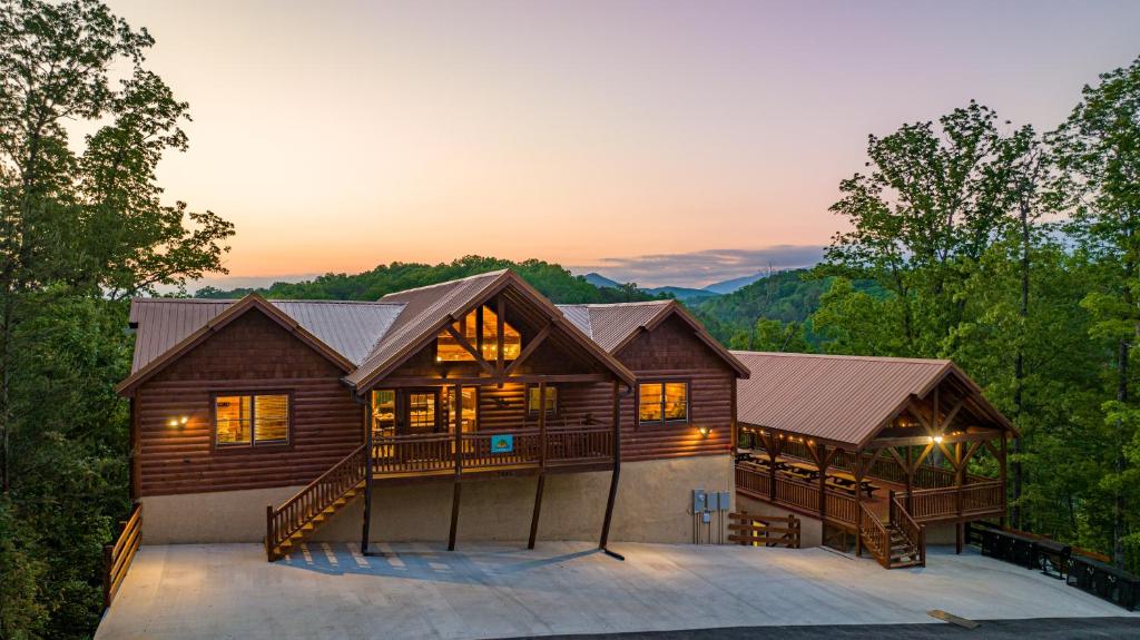 The Lodge at Smoky Escape, Sevierville (updated prices 2025)