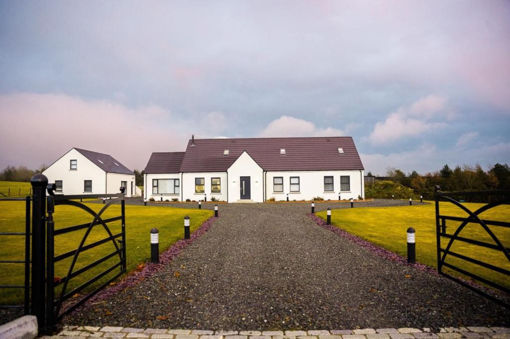 Newtown House, Newry (updated prices 2026)