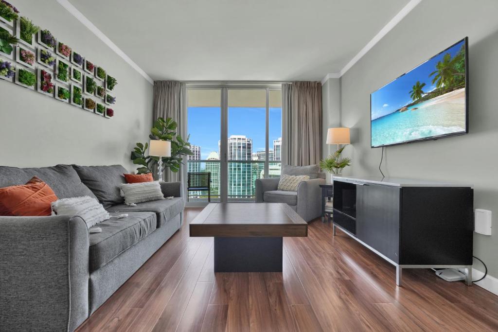 Spectacular Bay View 1 Bed 2 Baths In Grove, Miami (updated prices 2025)