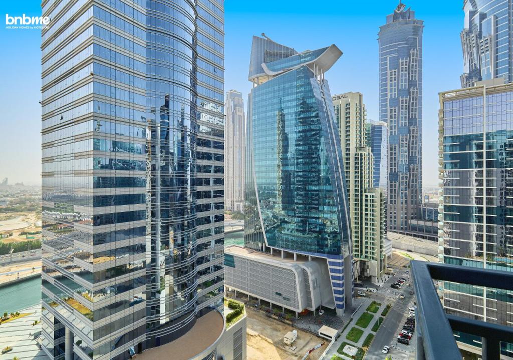 bnbmehomes - Damac Zada Tower, Dubai (updated prices 2025)