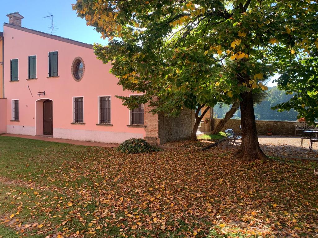 Agriturismo Case in Collina, Volta Mantovana (updated prices 2025)