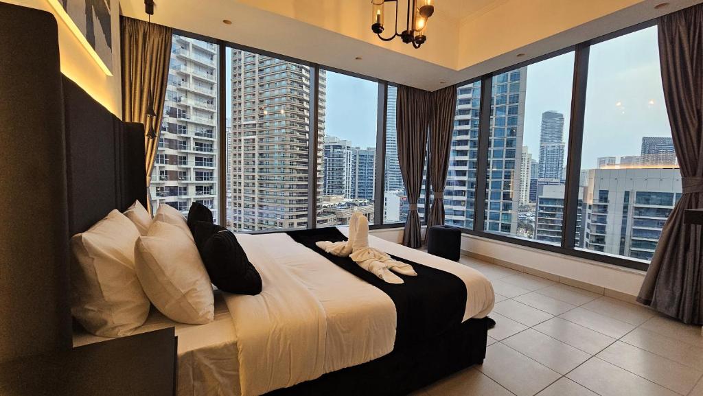 Panoramic 1BR Stunning Marina Views Near JBR Beach by Maxx Value Homes, Dubai (updated prices 2025)