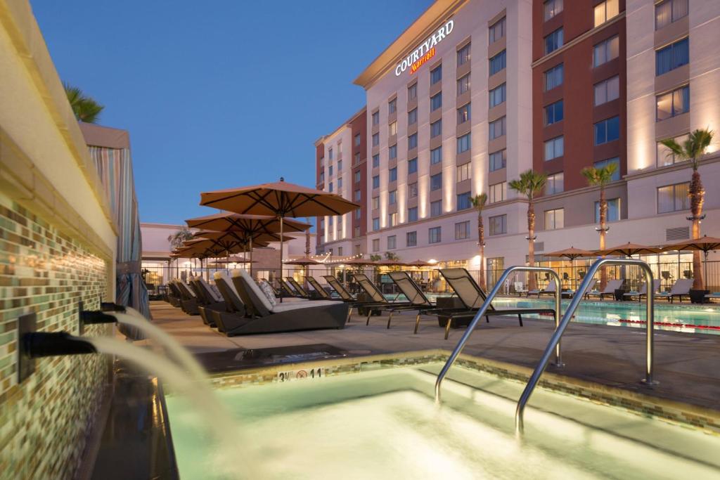 Courtyard by Marriott Irvine Spectrum, Irvine (updated prices 2025)