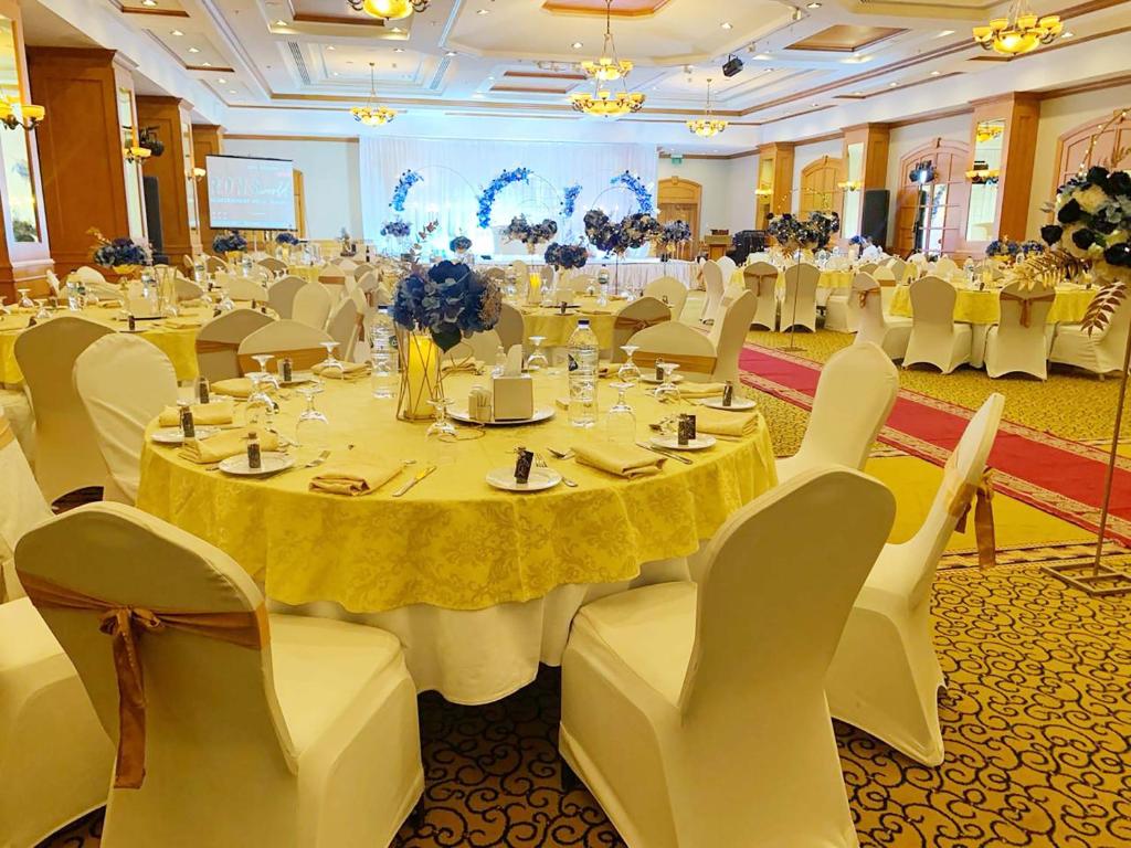 Knight Castle Hotel - Formerly known as Carlton Palace Hotel, Dubai ...