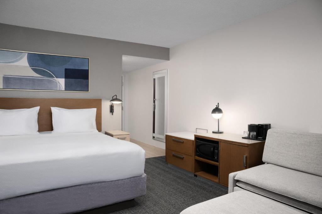 Courtyard by Marriott Orlando East/UCF Area, Orlando (updated prices 2025)