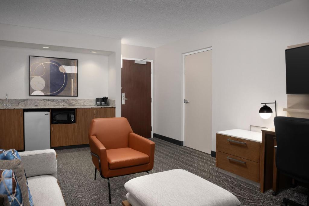Courtyard by Marriott Orlando East/UCF Area, Orlando (updated prices 2025)