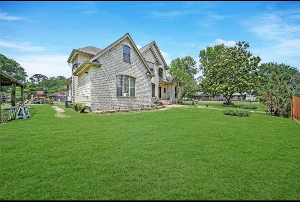 Luxury/Amazing Woodlands/Spring Oasis, Spring (updated prices 2025)