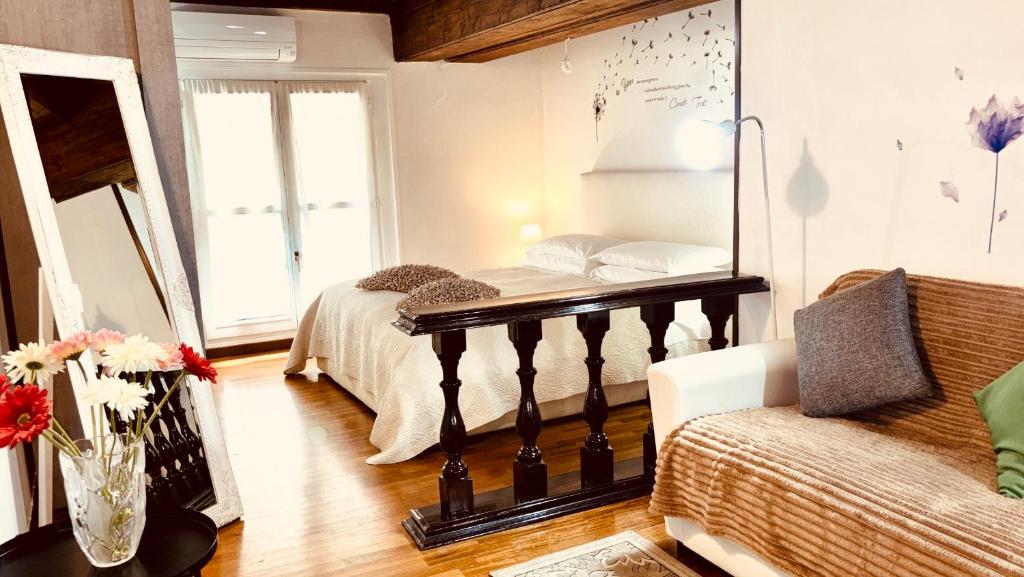 Studio Arena 023091-LOC-04288, Verona (updated prices 2026)