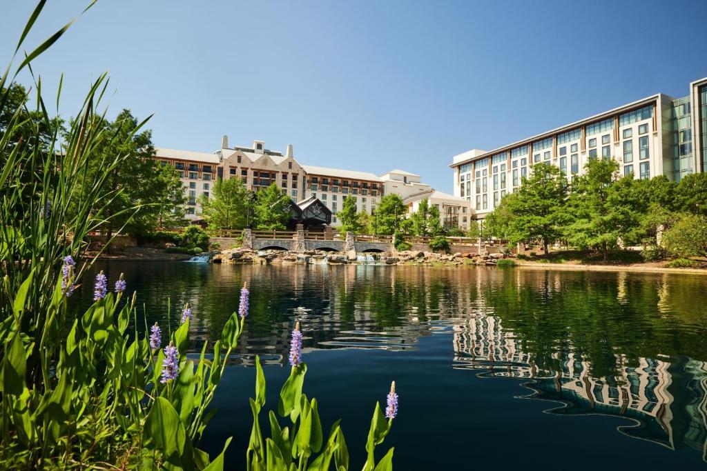 Gaylord Texan Resort and Convention Center, Grapevine (updated prices 2025)