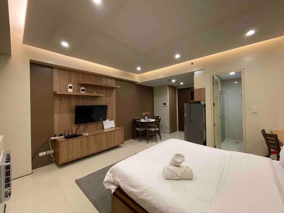 Cozy Condo near NAIA T3 @ Palm tree villa, Manila (updated prices 2025)