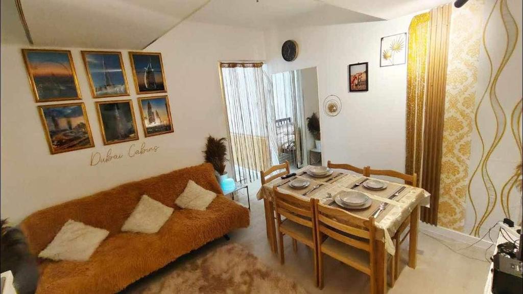 Azure Staycation By Dubai Cabin, Manila (updated prices 2024)