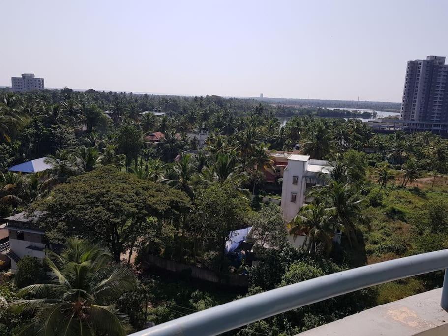 Cochin Lake View No noise peaceful sleep No Noise: 7th floor -Mosquito ...