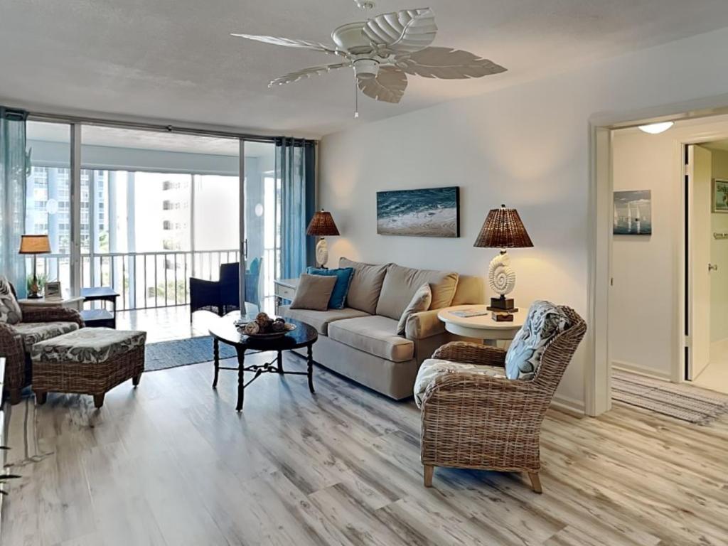 Island Reef 304, Fort Myers Beach (updated prices 2025)