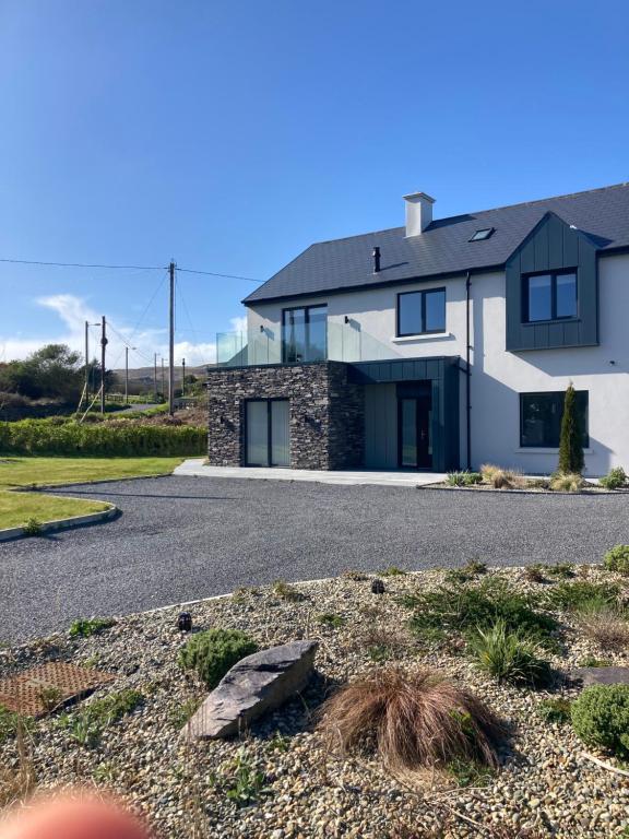 Emilys Garden 1, Goleen (updated prices 2025)