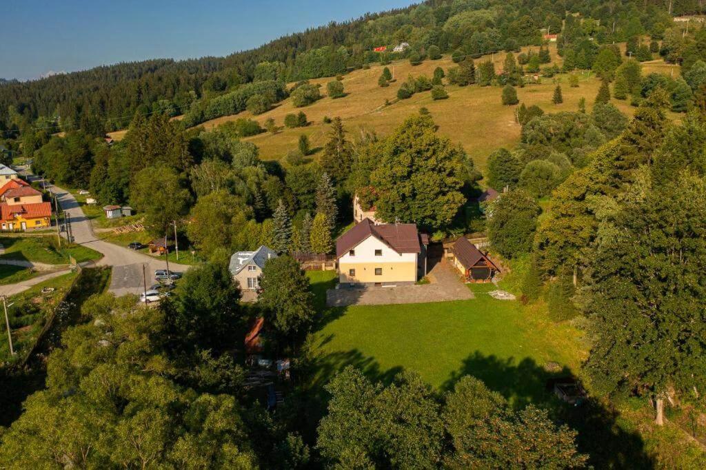 Vila Pohoda Javorníky s rozľahlým pozemkom, Makov (updated prices 2024)