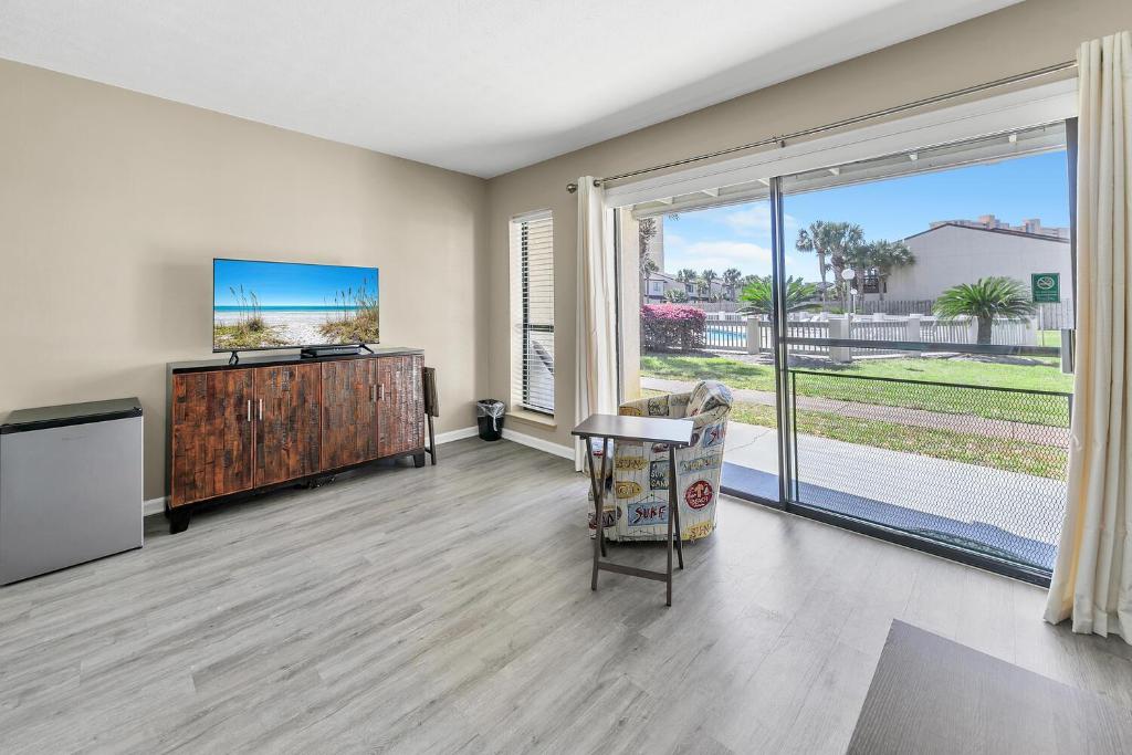 Endless Summer E2, Panama City Beach (updated prices 2025)