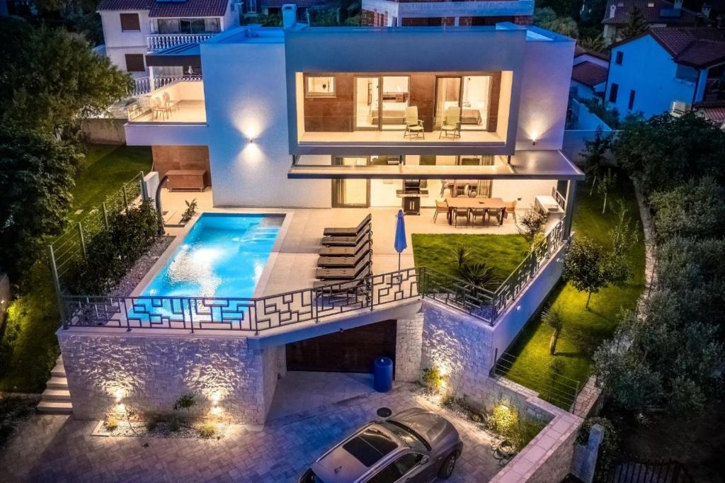 Ferienhaus in Medulin mit Privatem Pool und Meerblick, Medulin ...