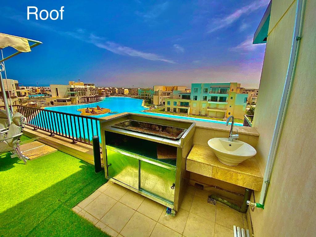 Penthouse blanca marassi, El Alamein (preços atualizados para 2026)