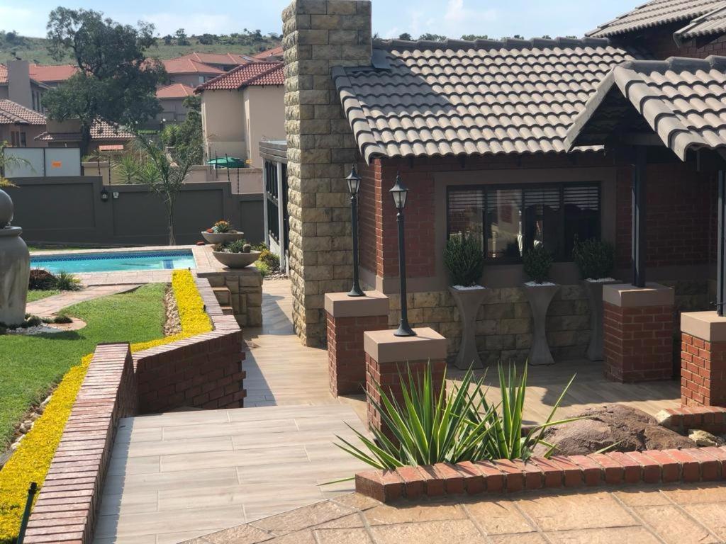 Rustenburg Villa, Rustenburg (updated prices 2025)